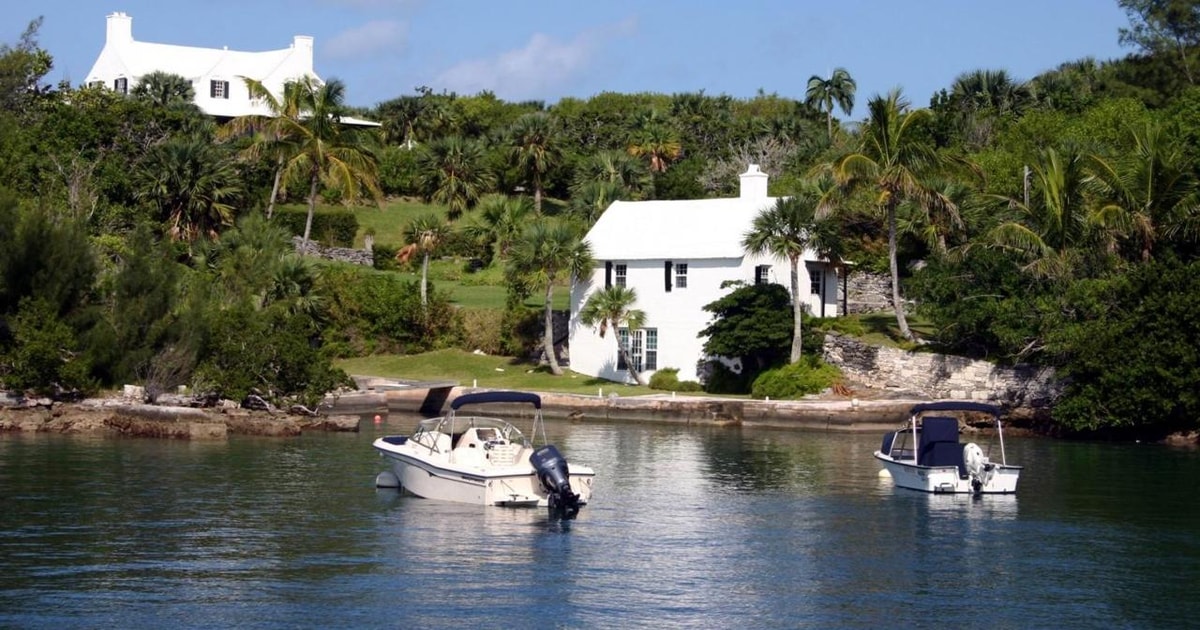 Bermuda: Famous Homes & Hideaways Cruise | GetYourGuide