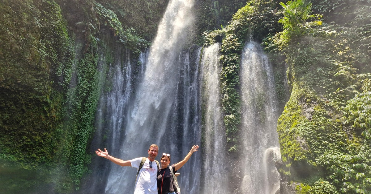 Lombok: Cascadas, aldea Sasak, arrozal y colina Selong | GetYourGuide