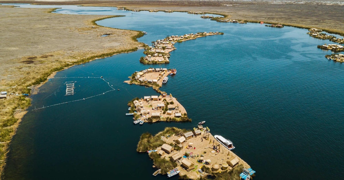 Wycieczka na wyspy Uros i Taquile | GetYourGuide