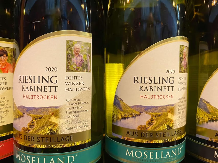 Självguidande rundtur i tyska viner på vinbarer i Münchens gamla ...