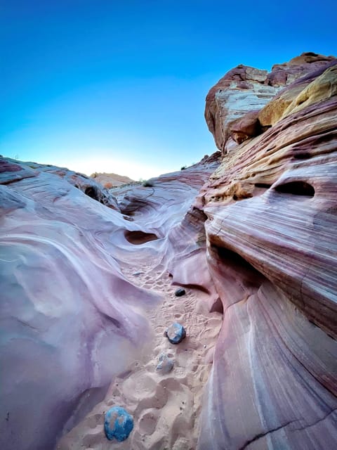 Valley of Fire Tour & Hike | GetYourGuide