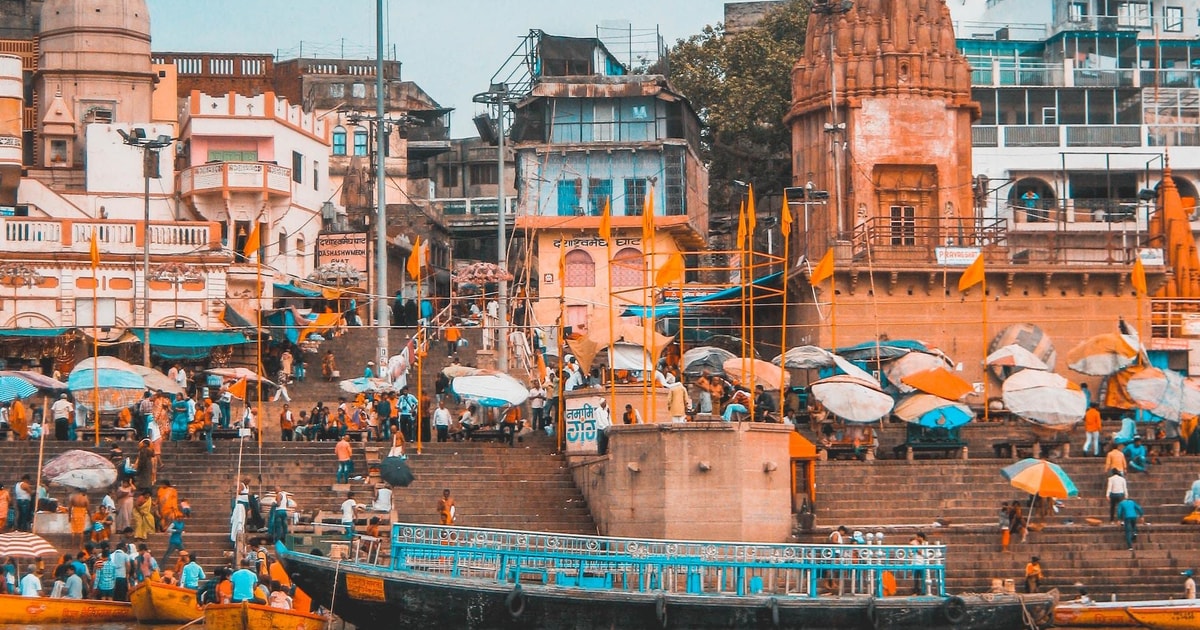 Hidden treasures of varanasi-History in the Oldest Living | GetYourGuide