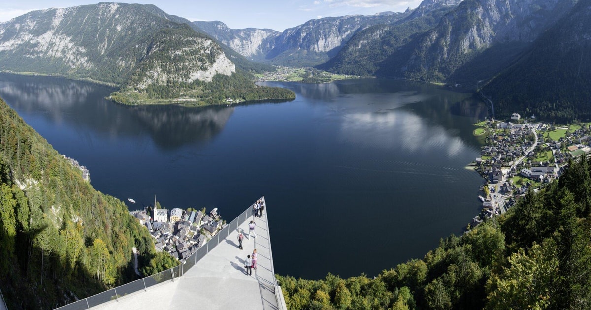 Hallstatt, mina de sal, funicular, sky walk Viaje desde Salzburgo ...
