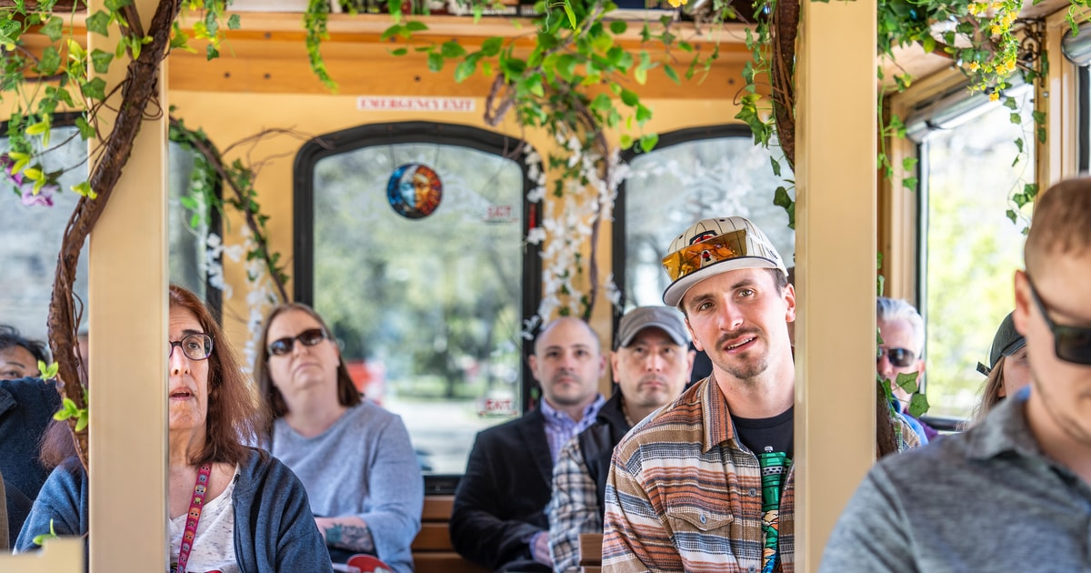 Minneapolis Narrated Sightseeing Scenic Tour | GetYourGuide