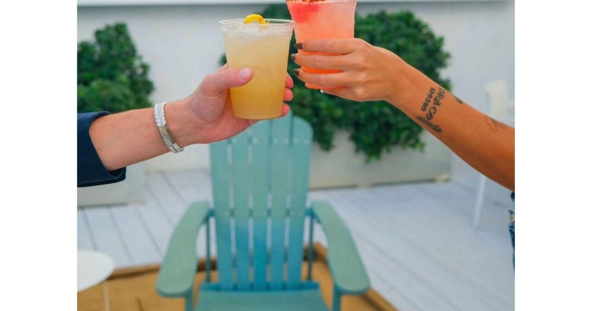 San Juan: Salsa Class with Cocktail Experience | GetYourGuide