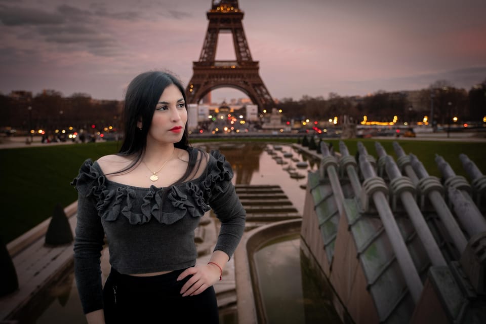 Parigi: Servizio fotografico privato vicino alla Torre Eiffel ... Parigi: Servizio fotografico privato vicino alla Torre Eiffel ...