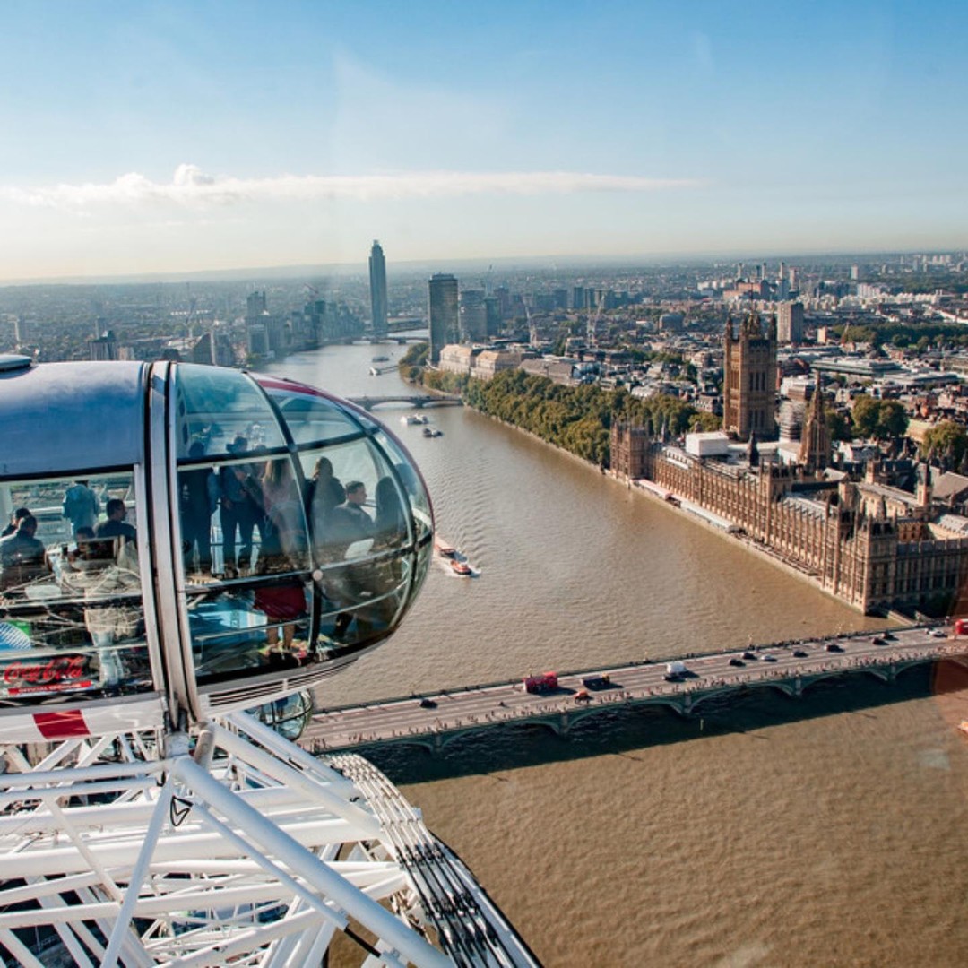 London: Top 30 Sights Walking Tour and London Eye Ride | GetYourGuide