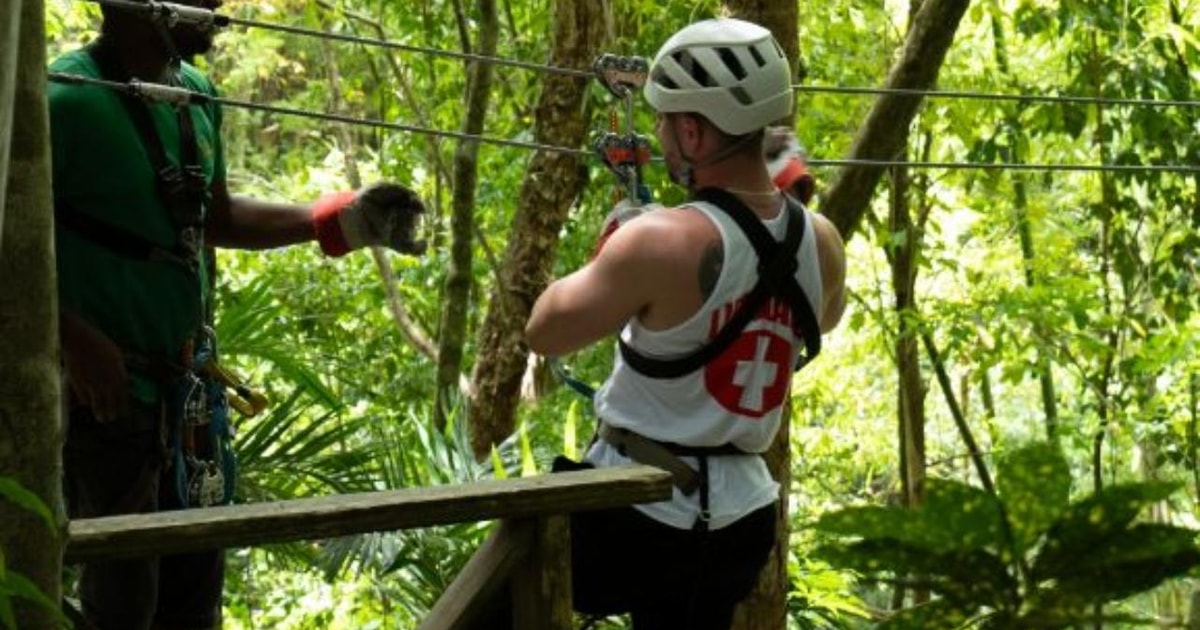 Saint Lucia: Safari Jeep & Zipline Avontuur | GetYourGuide