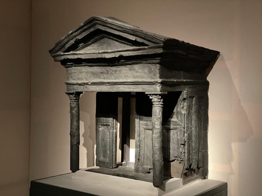 Herculaneum: Tickets & Tour with a Local Archaeologist | GetYourGuide