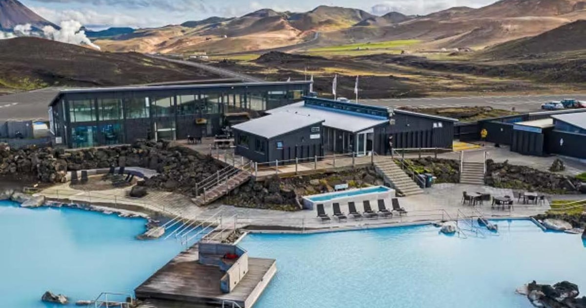 Akureyri Hafen: Myvatn Naturbäder & Godafoss Wasserfall Tour | GetYourGuide