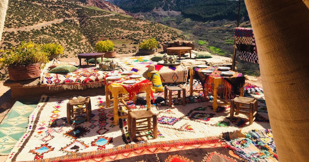 vandring Dagsutflykt 2 dalar &vattenfall och lunch | GetYourGuide