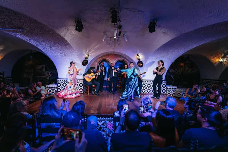 Barcelona: Tablao Flamenco Cordobes Show and Drink in Rambla | GetYourGuide