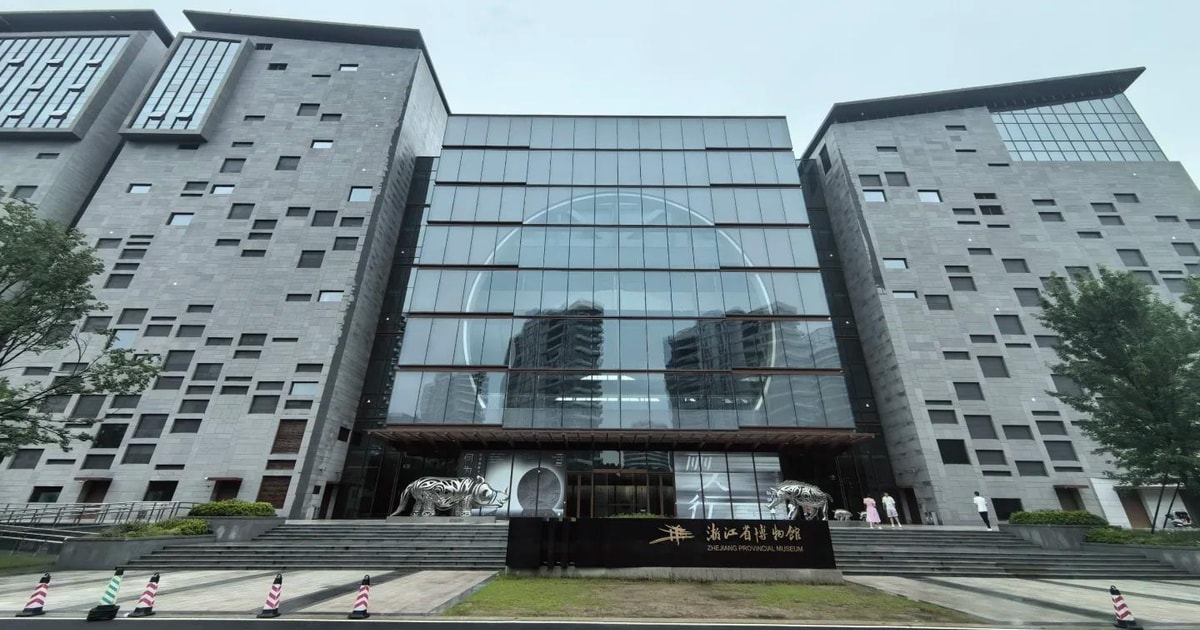 Hangzhou: English Guided Tour at Zhejiang Museum | GetYourGuide