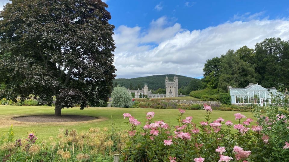 Balmoral: Der geführte Rundgang zu den Balmoral Cairns und dem Schloss ...