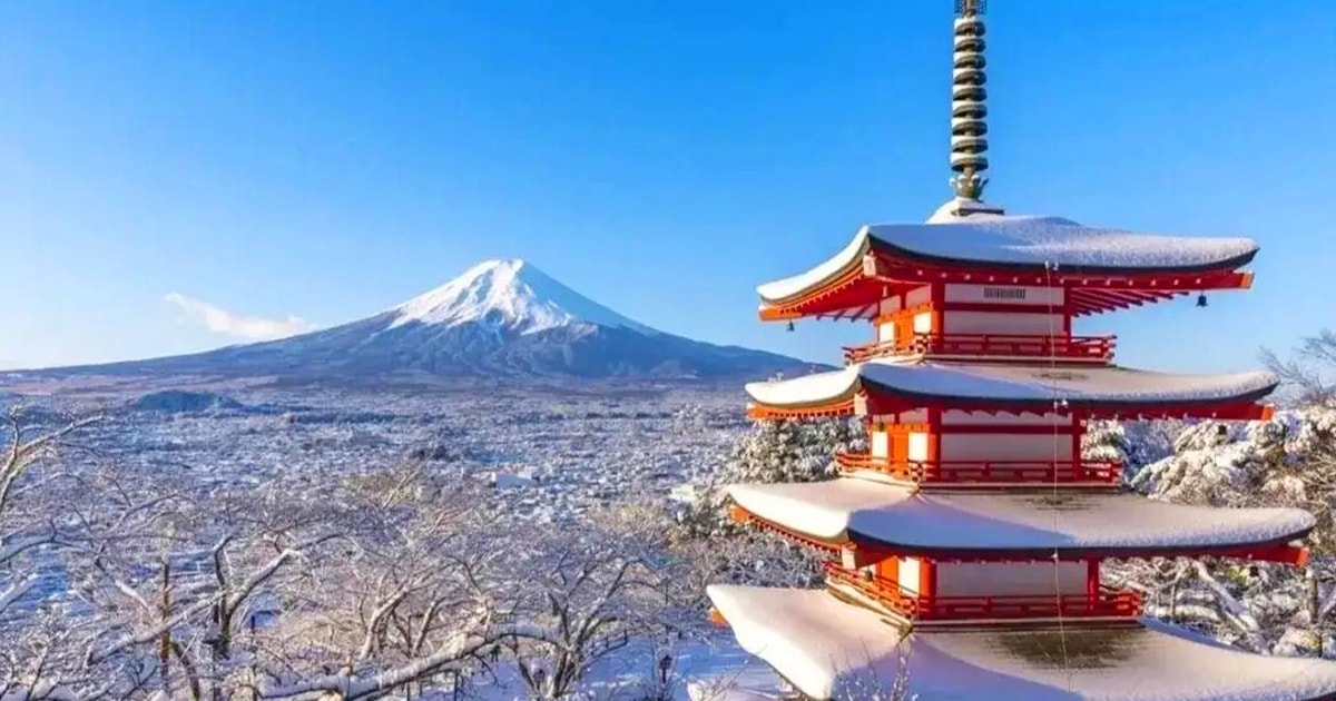 Mt. Fuji 5th Station, Hot Spring, and Oshino Hakkai Day Tour | GetYourGuide