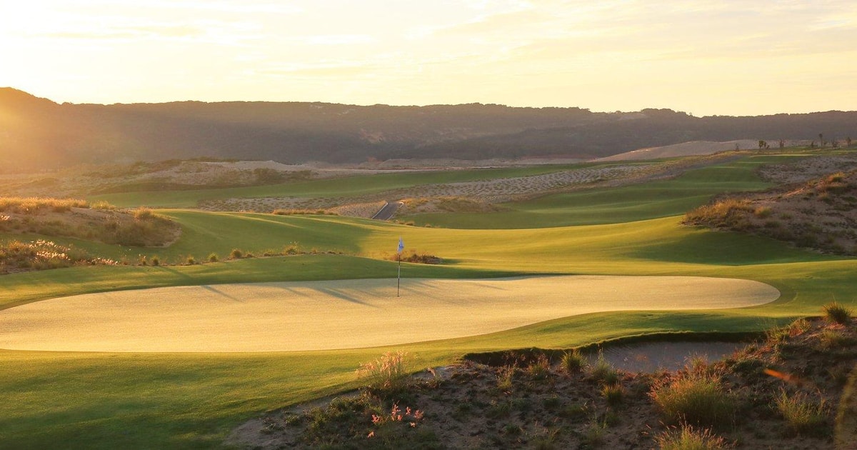 Nha Trang: KN Golf Links Cam Ranh Privates Spiel mit Transfer ...