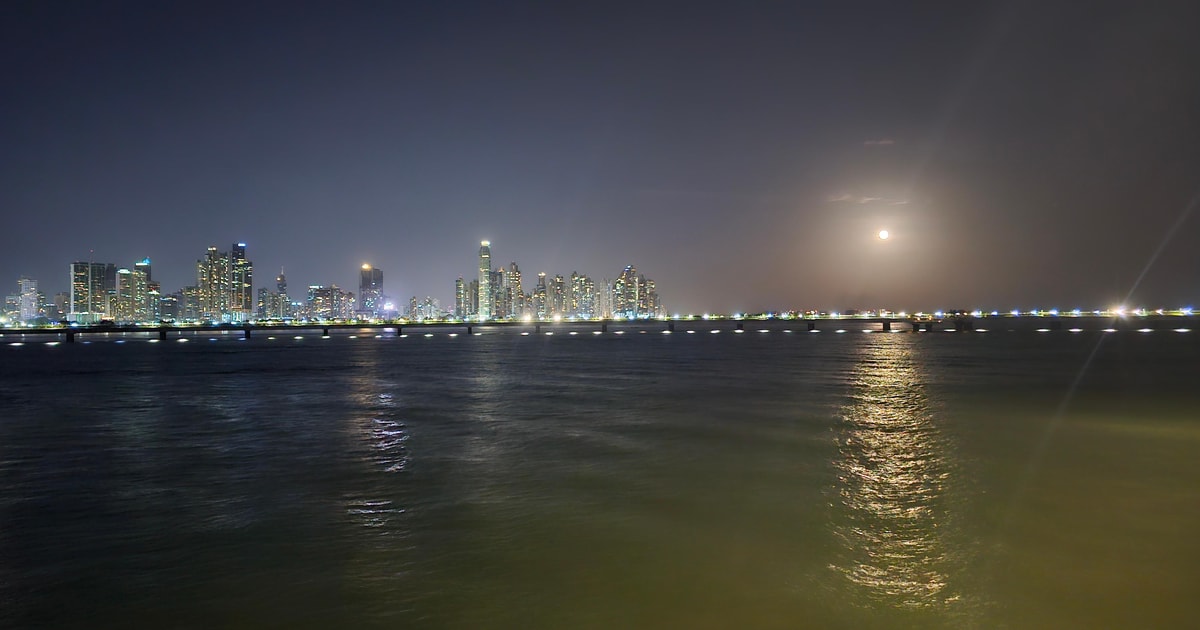Panama City Layover Night Tour: 360° Views & Nightlife | GetYourGuide