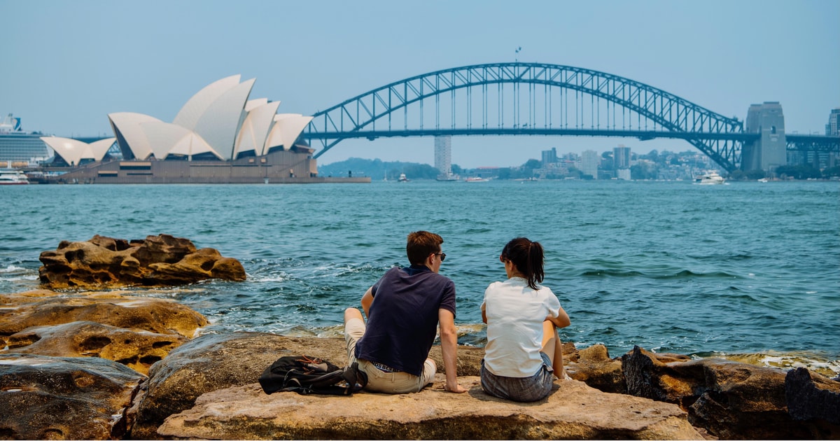 Sydney: Private City, Harbour, and Bondi Tour with Transfer | GetYourGuide