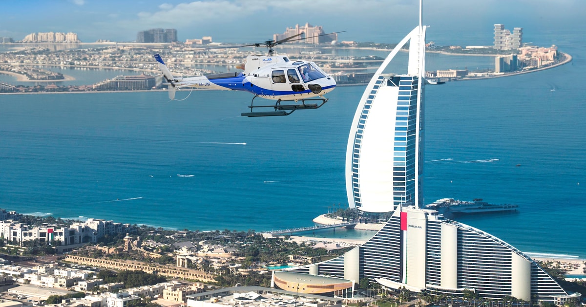 Dubai: Excursión en helicóptero en Dubai durante 30 min. Vistas ...