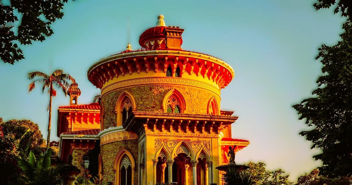 Från Lissabon: Pena-palatset, Regaleira, Sintra och Cascais-tur ...