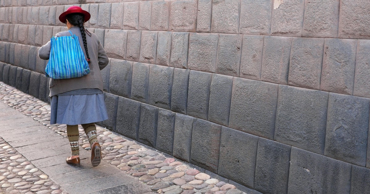 Cusco Cultural walk with a focus on art | GetYourGuide