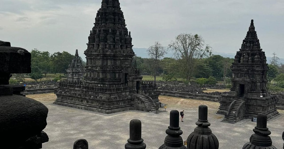 Yogyakarta: Prambanan-Tempel, Kota Gede & Strandtour | GetYourGuide