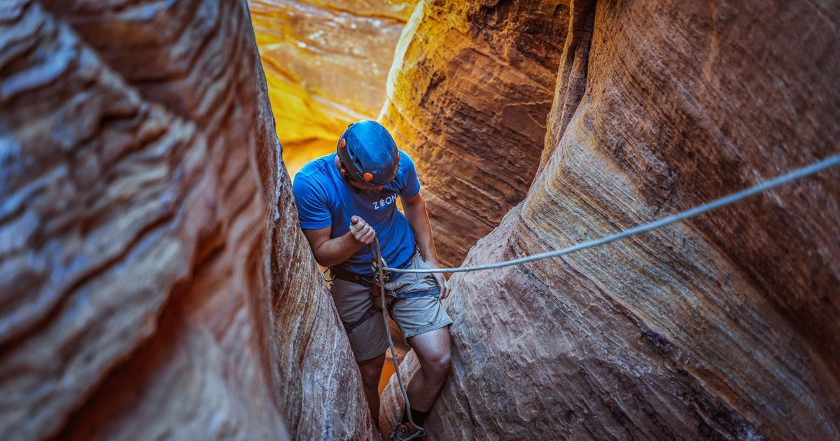 Orderville: Powell's Way Canyoning- und Abseilabenteuer | GetYourGuide
