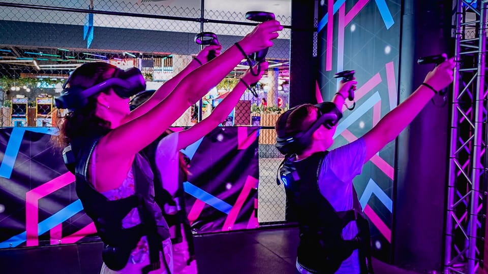 Bondi Junction - 30 Minute Free Roam VR Experience | GetYourGuide