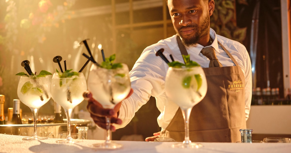Amsterdam: Cocktail Workshop with Mixologist | GetYourGuide
