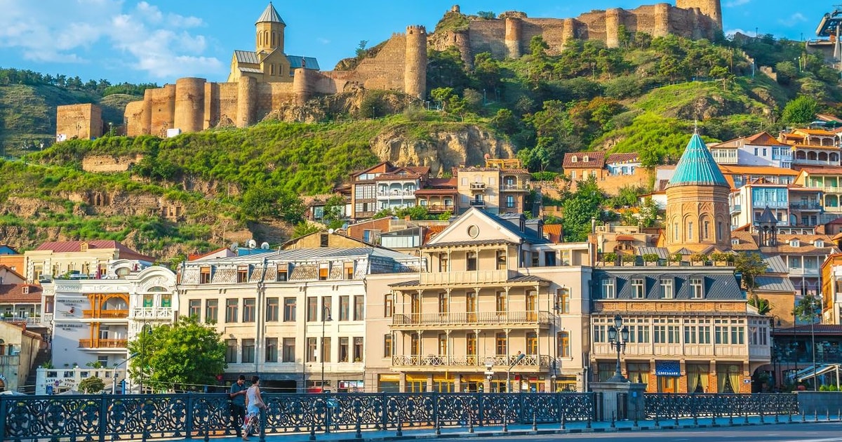 Tbilisi en Mtskheta Combo Tour: Twee hoofdsteden in één dag | GetYourGuide