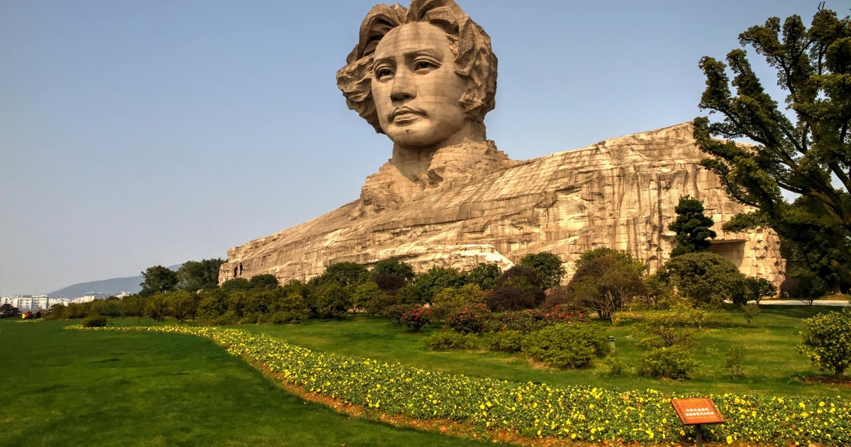 Changsha: Private Tour with Xiangjiang River Cruise | GetYourGuide