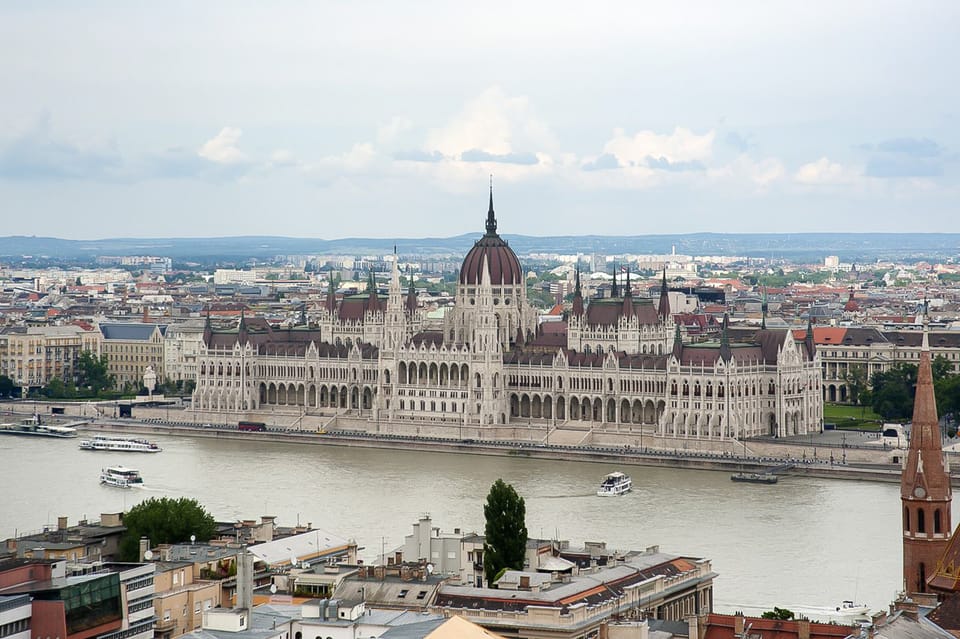 Budapest 3-Hour Walking Tour in Italian | GetYourGuide