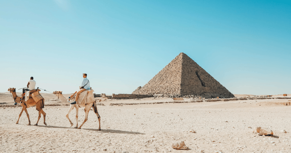 Pyramidy v Gíze a vstupenky na čtyřkolky | GetYourGuide