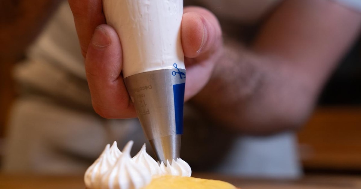 Paris: Lemon Tart Baking Class with a Pastry Chef | GetYourGuide
