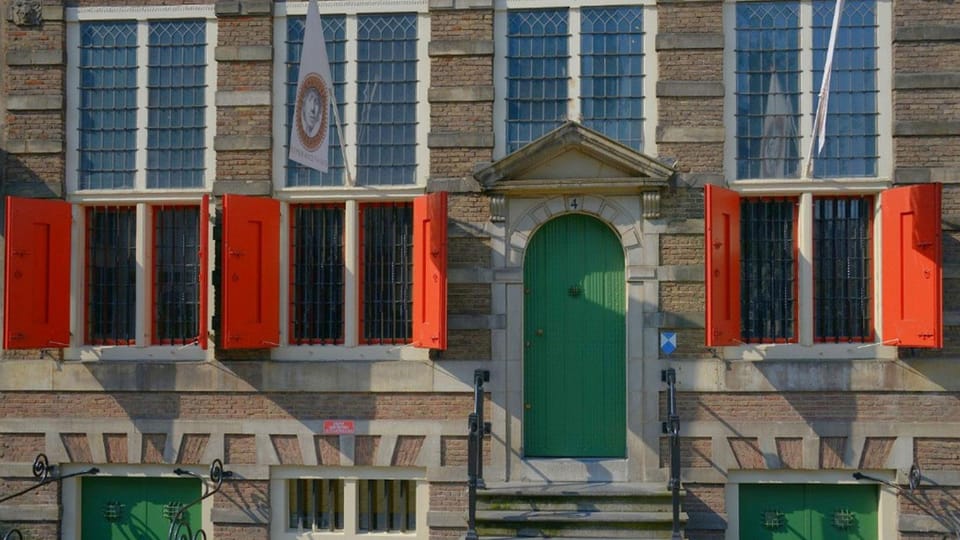 Amsterdam Audioguide - TravelMate app for your smartphone | GetYourGuide