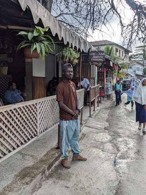 Rise & Ride Uswazi Streets The Other Side of Ng'ambo Town | GetYourGuide