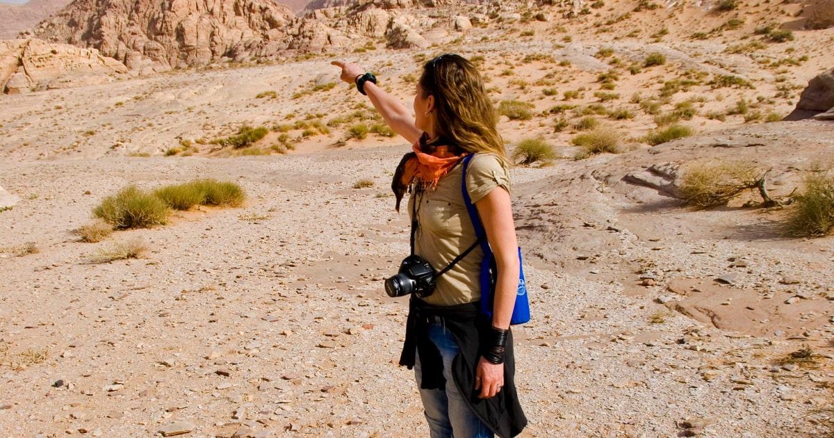 Von Petra/Wadi Musa: Wadi Rum Jeep Tour mit Hoteltransfer | GetYourGuide