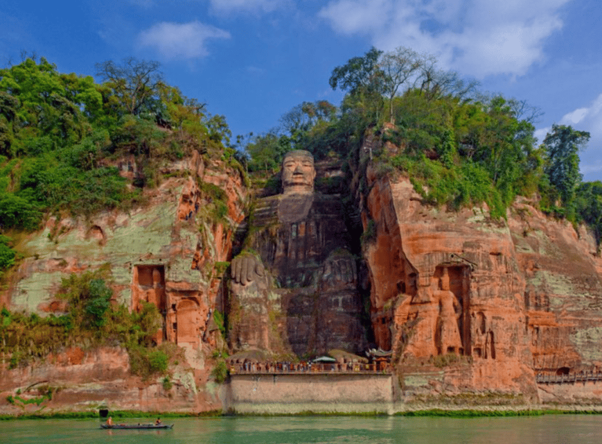 Private tour to Leshan Giant Buddha with Lunch | GetYourGuide