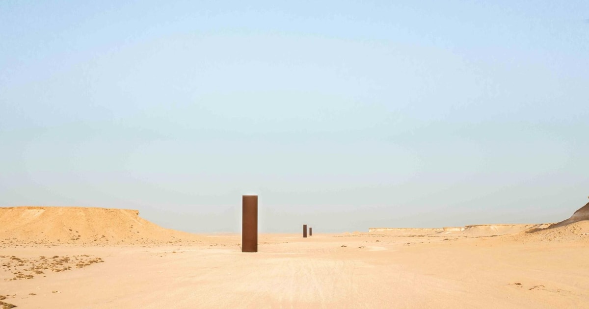 West Coast, Zekreet, Mushroom Hills, Richard Serra Sculpture | GetYourGuide