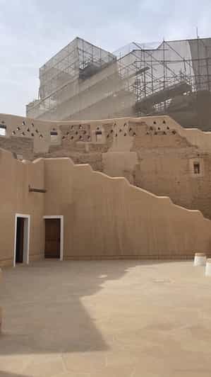 Diriyah Old Town : historical UNESCO site tour with dinner | GetYourGuide