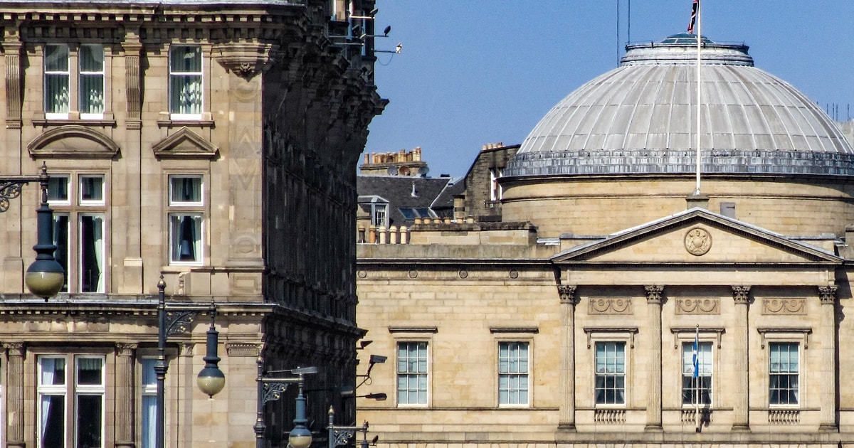 Edinburgh’s Architecture of Money: A Self-Guided Audio Tour | GetYourGuide