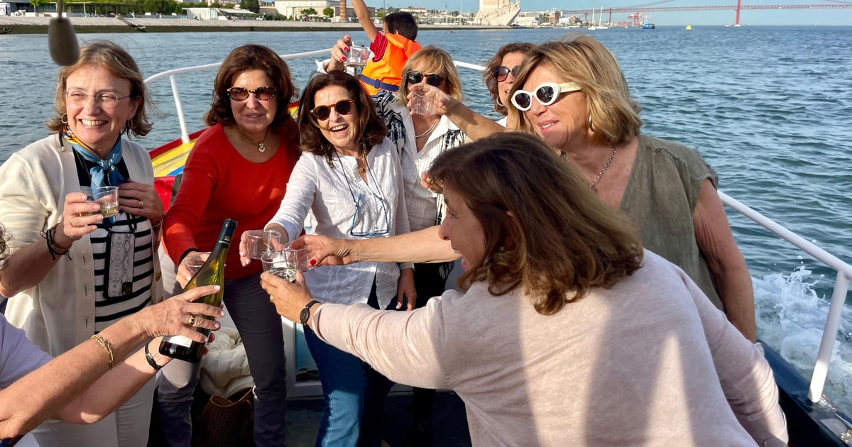 Lisboa: TOUR EN BARCO TRADICIONAL GUIADO EN DIRECTO TOUR TURÍSTICO ...