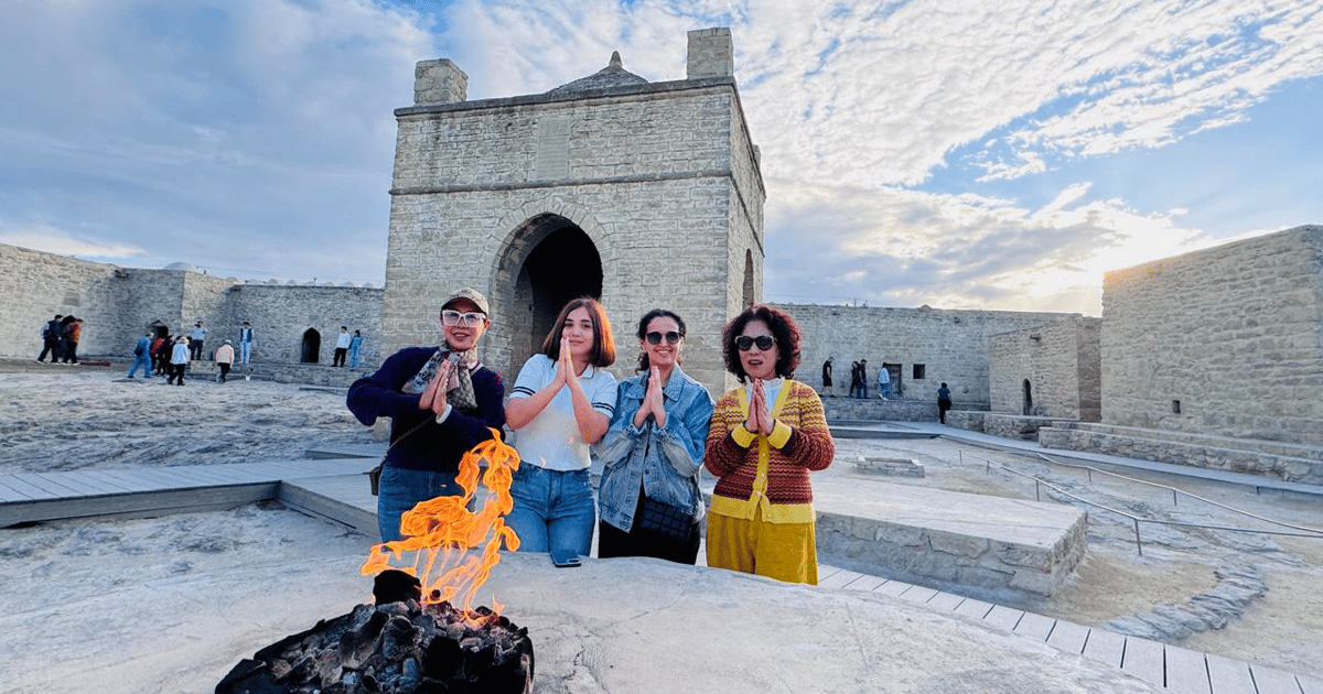 Baku: Gobustan og Absheron Adventure Tour | GetYourGuide