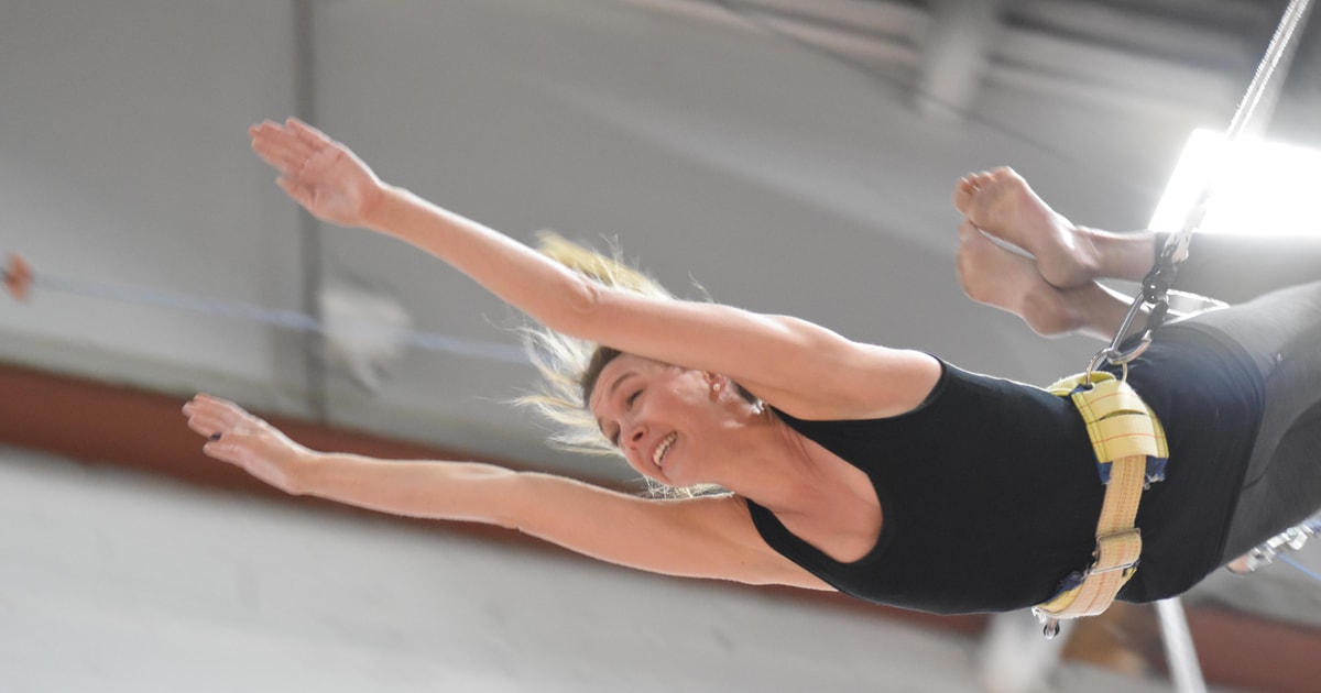 Montreal: Private Flying Trapeze Class - Anyone Can Try! | GetYourGuide