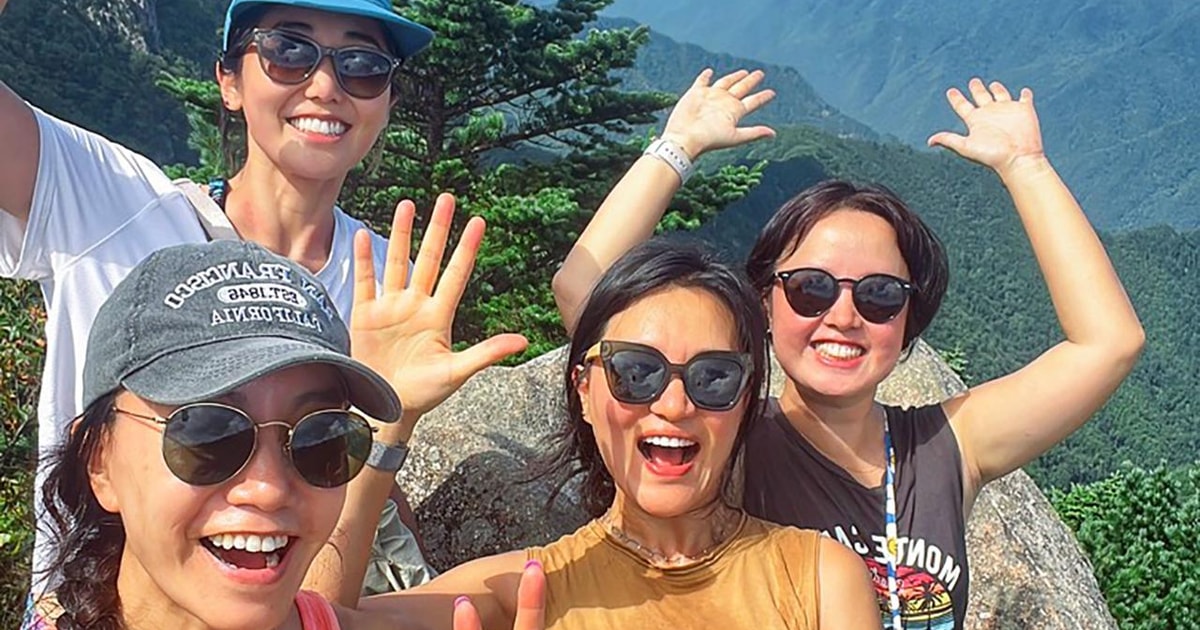 Hike Mt. Bukhan’s Secret Paths + Enjoy Authentic Local Lunch | GetYourGuide