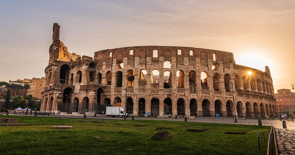 Rom: Guidad tur i Colosseum med inträde till Forum Romanum | GetYourGuide