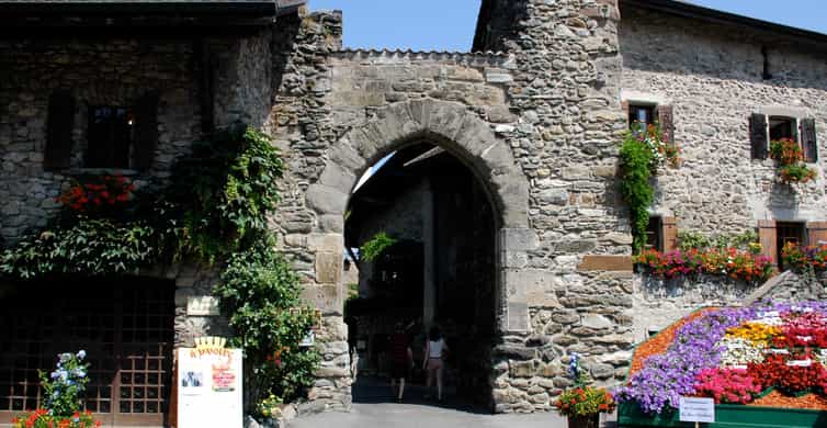 A guided tour of the medieval village of Yvoire | GetYourGuide
