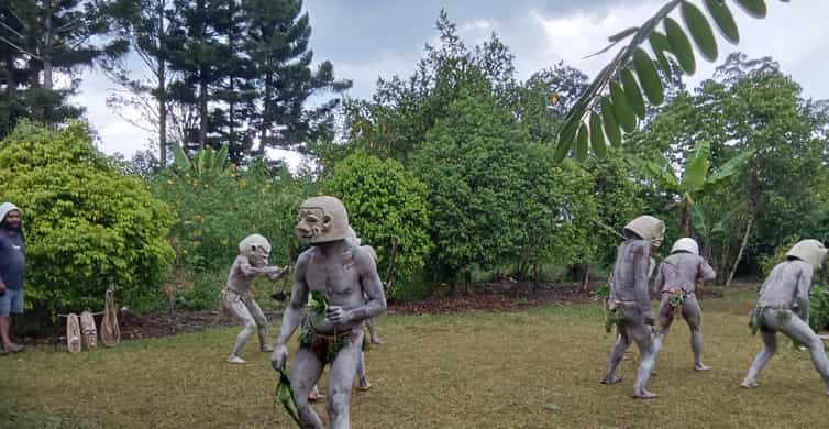 Papua New Guinea Culture and Traditions | GetYourGuide