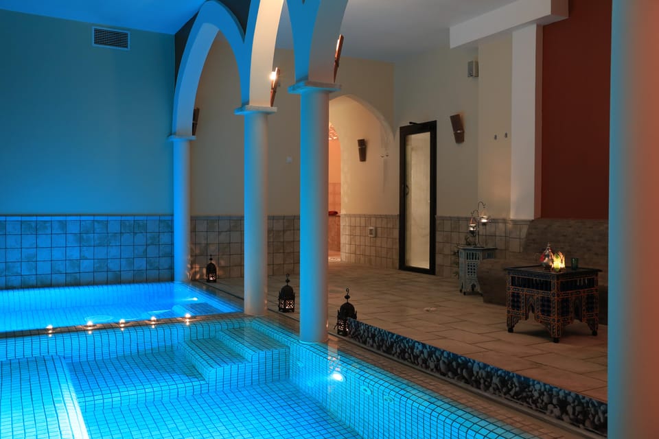 Menorca: Entrada al Balneario Gessamí Banys Arabs | GetYourGuide