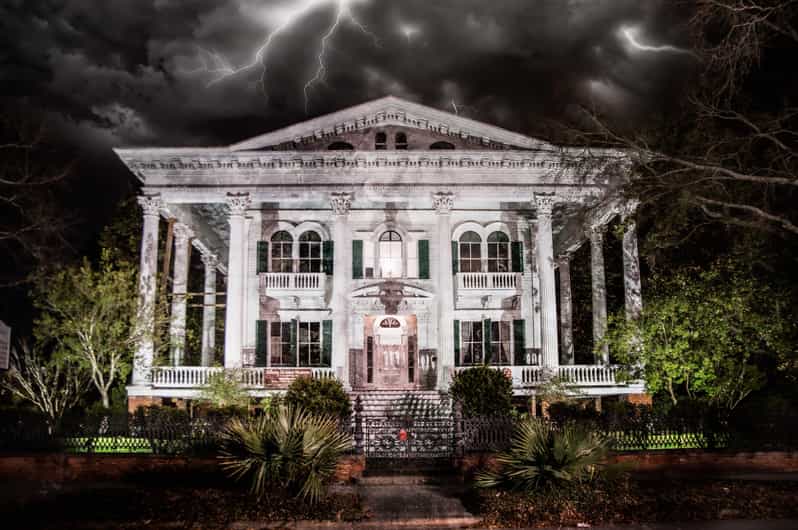 Wilmington: Ghosts of the Port City Haunted Walking Tour | GetYourGuide